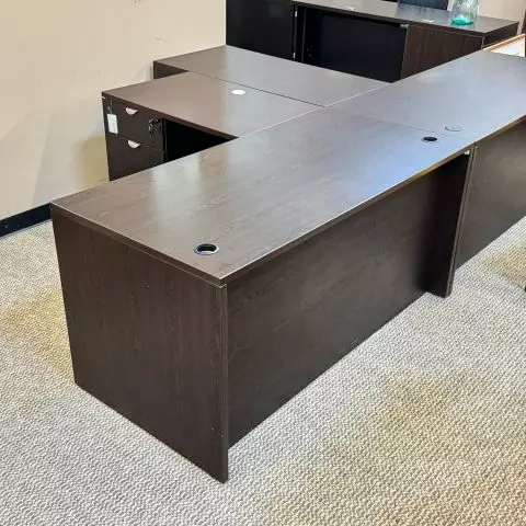 Used Office Desks | Dallas DESK, Inc.