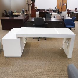 Used Floating Laminate Desk with Storage Pedestal (White) DEE1790-003 ...