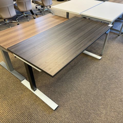 Used Office Desks | Dallas DESK, Inc.